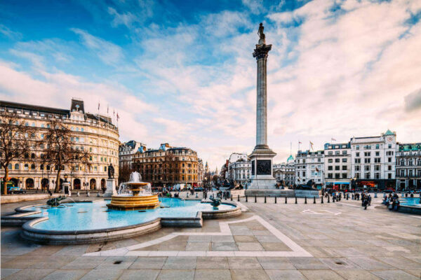 40 Famous London Landmarks To Visit - Nomads Unveiled