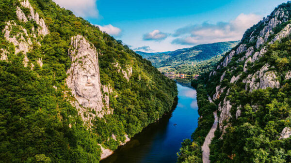 25 Famous Romanian Landmarks In Romania To Visit - Nomads Unveiled