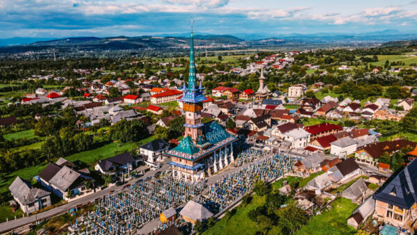 25 Famous Romanian Landmarks In Romania To Visit - Nomads Unveiled