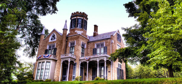 15 Interesting Ohio Castles To Visit - Nomads Unveiled