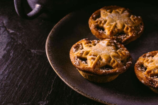 25 Traditional Irish Desserts And Sweets In Ireland