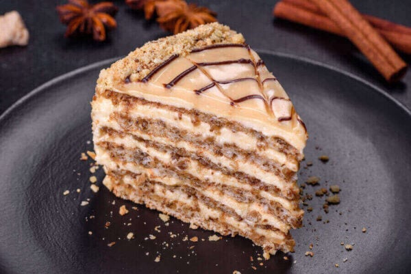 20 Popular Austrian Desserts And Pastries - Nomads Unveiled