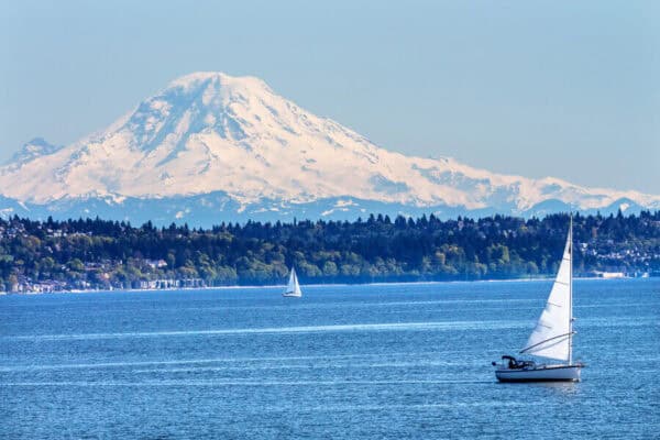 25 Famous Monuments And Landmarks In Washington State