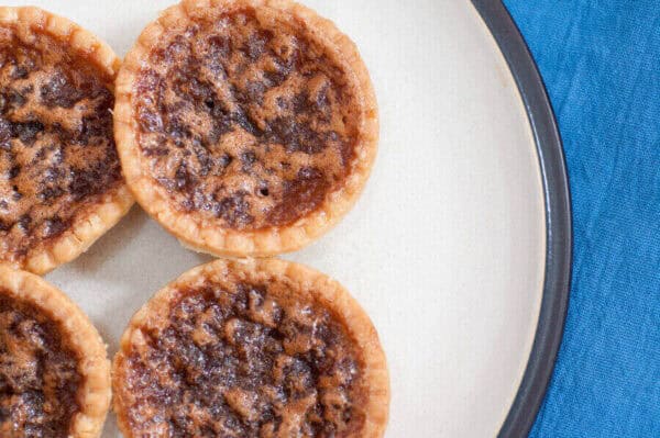 30 Traditional And Good Canadian Food In Canada To Try