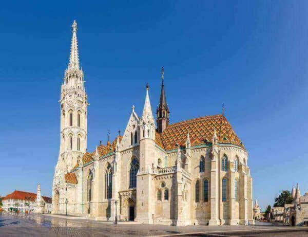 25 Things Budapest Is Famous and Known For - Nomads Unveiled