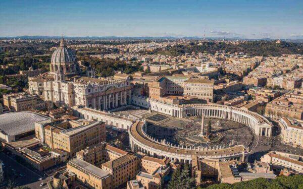 35 Famous Roman Landmarks And Monuments In Rome To Visit