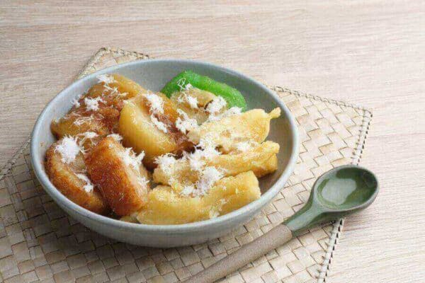 25 Traditional Indonesian Desserts And Cakes You Have To Try