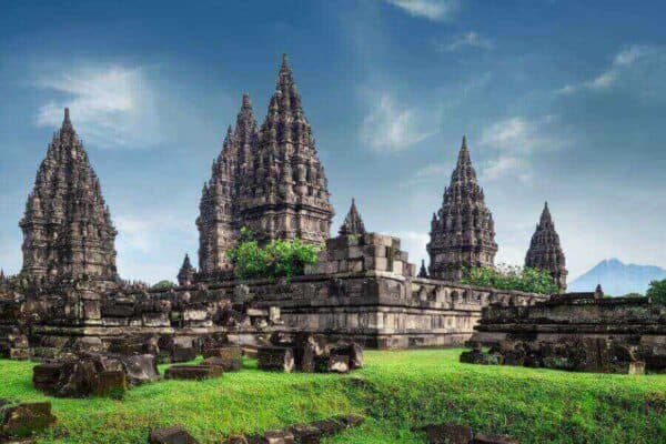20 Things Indonesia Is Famous and Known For
