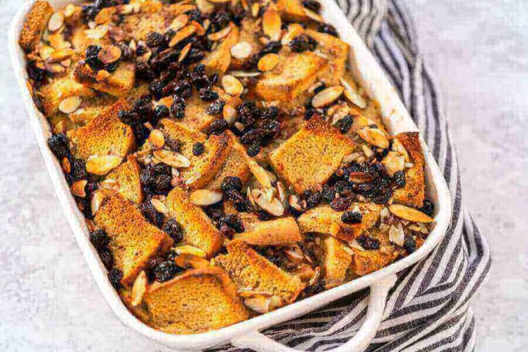 20 Traditional Qatari Foods In Qatar To Try - Nomads Unveiled