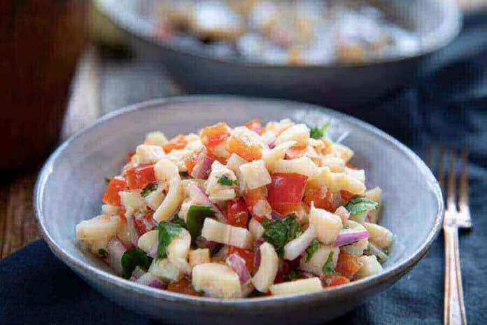 23 Traditional Ecuadorian Food In Ecuador To Try - Nomads Unveiled