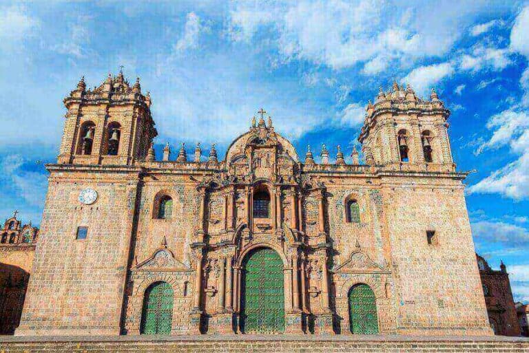 20 Famous Monuments and Landmarks in Peru - Nomads Unveiled