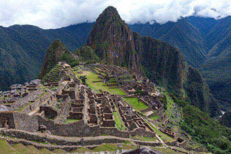 20 Famous Monuments and Landmarks in Peru - Nomads Unveiled