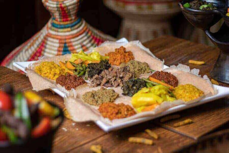 15 Famous Foods In Washington DC To Try - Nomads Unveiled