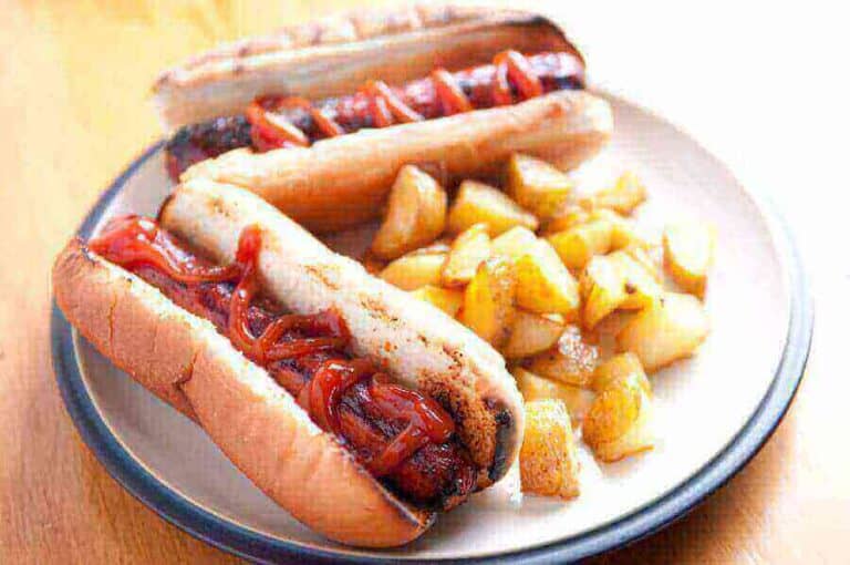 15 Famous Foods In Washington DC To Try - Nomads Unveiled