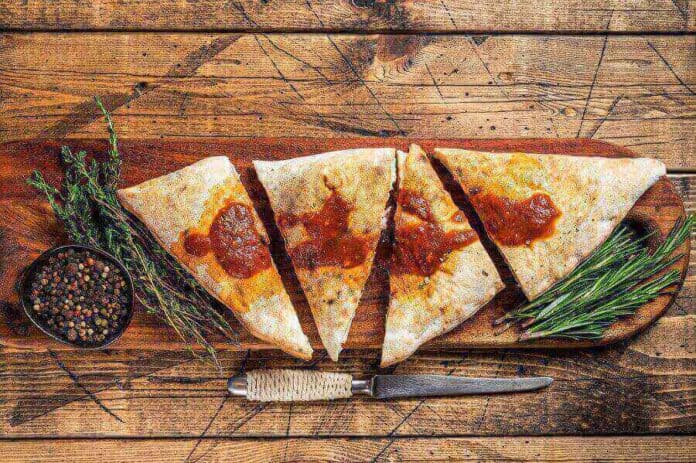 16 Best Canadian Snacks From Canada You Have To Try