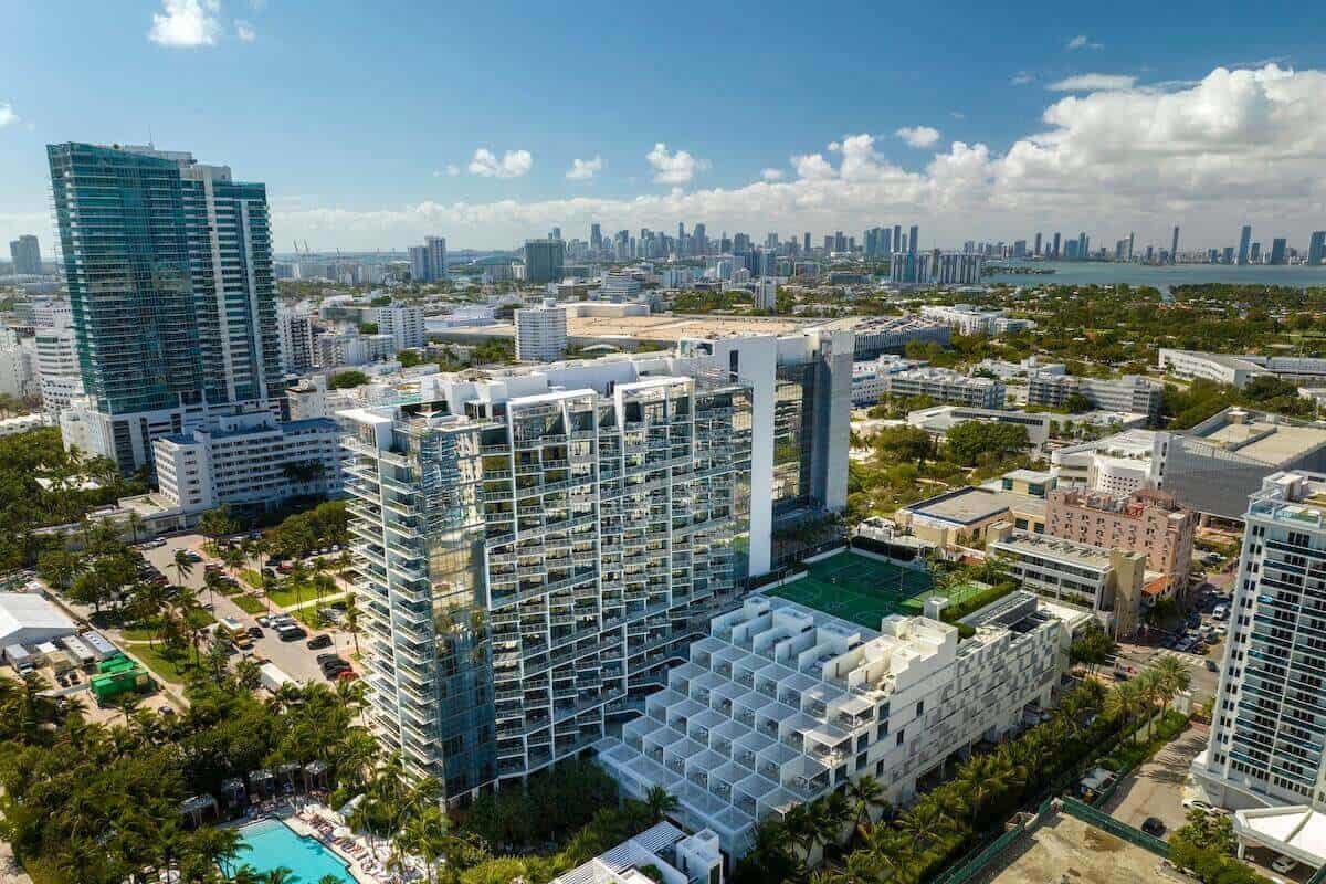 Best Hotels to Stay in Miami For All Types of Travelers - Nomads Unveiled