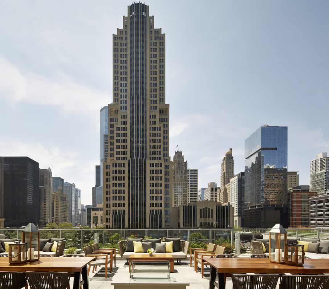 Check Out These Chicago Hotels For Every Budget And Travel Style ...