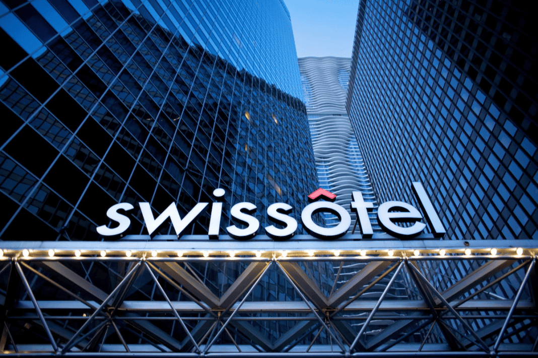 Check Out These Chicago Hotels For Every Budget And Travel Style ...